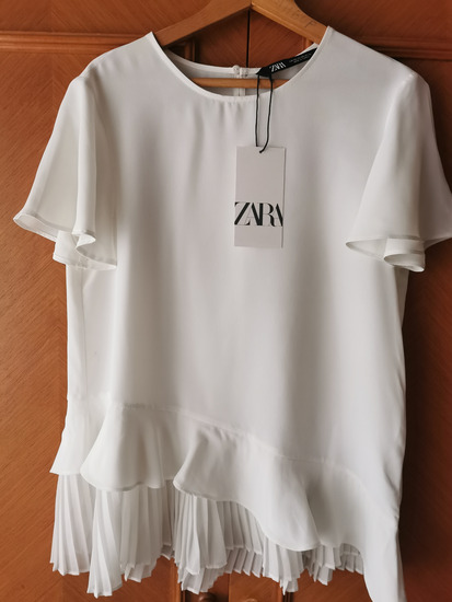 Zara nova bluza sa etiketom xs