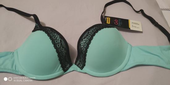 Wonderbra 70B