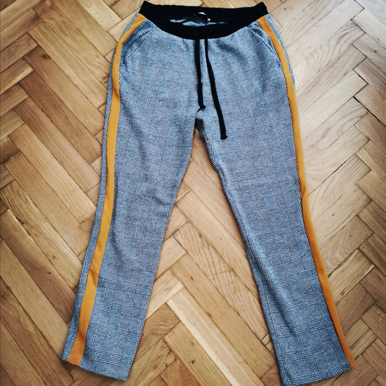 Zara pantalonice