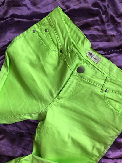 Neon pantalone