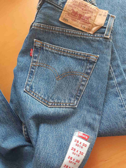 LEVIS 501 FARMERKE Mali oglasi i prodavnice Goglasi