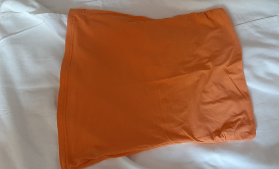 Narandzasta top majica