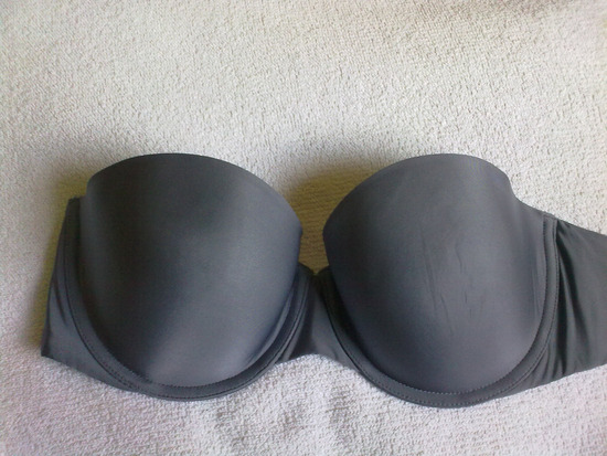 Victoria`s Secret samodrzeci brus, vel.75D(34D)