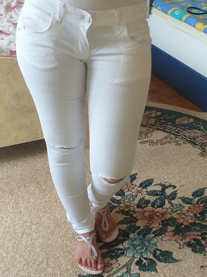 Bele pantalonice