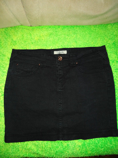 PIMKIE DENIM LIFE CRNI MINIC BR. 40.