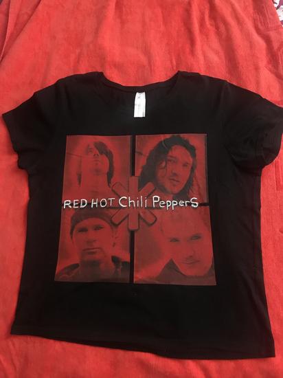 Red hot chili peppers majica