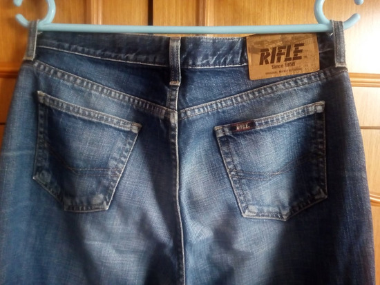 Rifle teksas pantalone