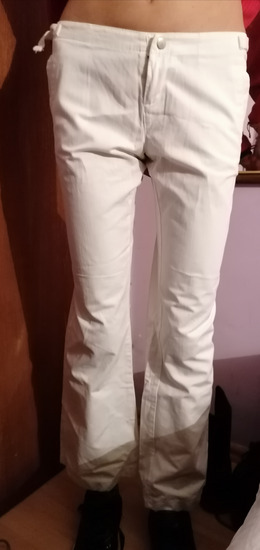 Esprit nove pantalone