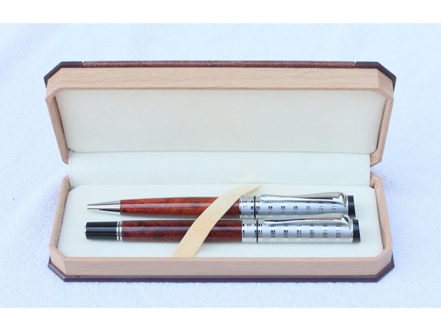Remon Collection, penkalo i hem. olovka