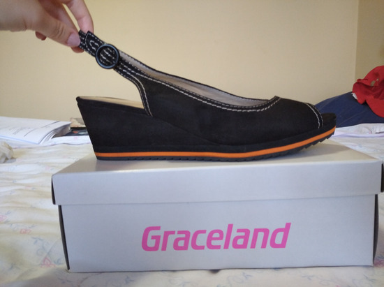 ^^SNIZENJE^^ Nove graceland sandale 42