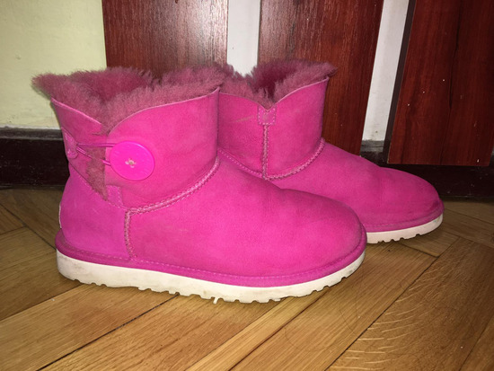 Ugg čizmice