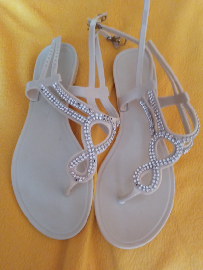 sandale za plazu