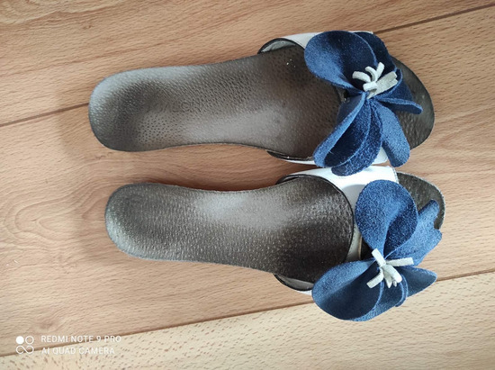 SHOESTAR bele papuce sa plavim cvetom 39