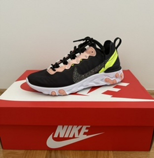 Nove Nike React Element 55 Broj: 37,5 (original)