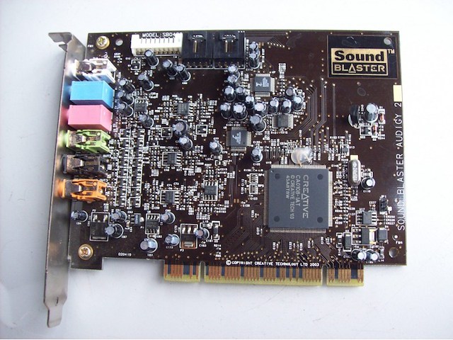 Creative Sound Blaster AUDIGY 2 SB0400 - pci slot win.7