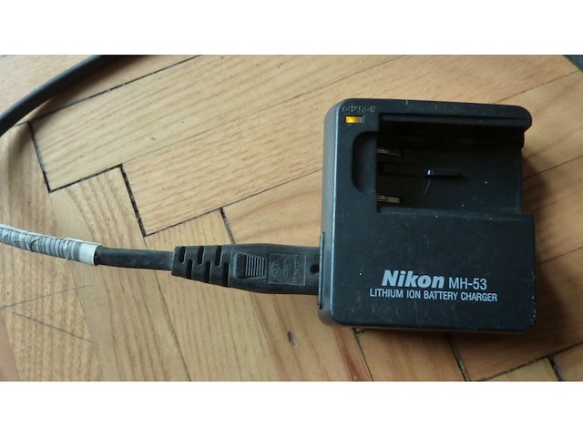 Nikon MH53