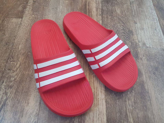 Adidas papuce 38