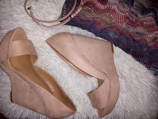 Stradivarius nude sandale