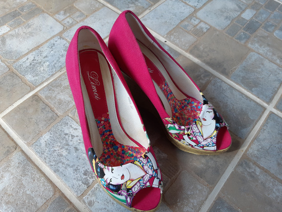 Elegantne sandale sa platformom u 2 boje
