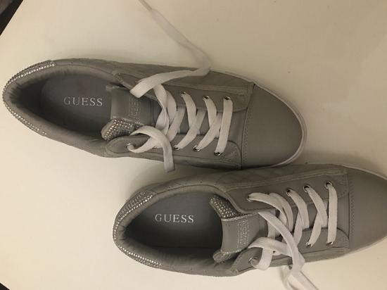   original GUESS(nikad nosene) patike