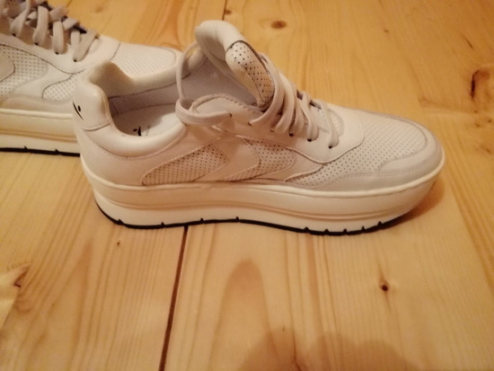 Patike Voile Blanche