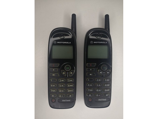Motorola m3288 (2 identična telefona)