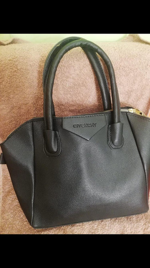 Givenchy nova torba