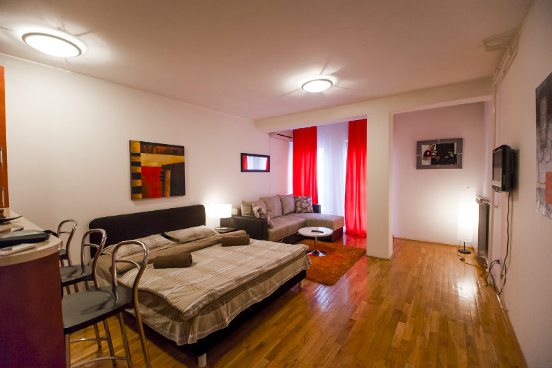 PINK APARTMANI BEOGRAD - APARTMAN BULEVAR