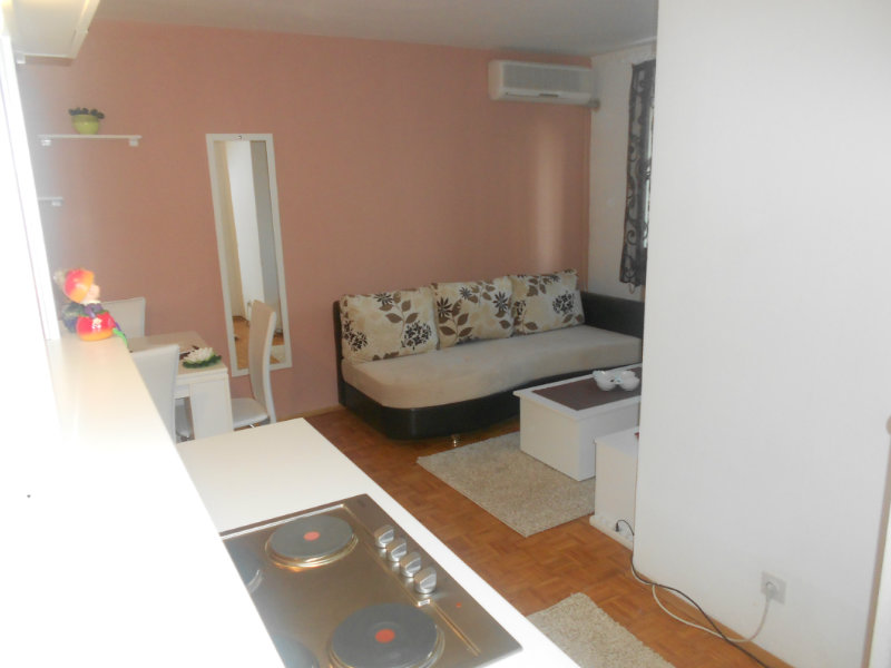 PINK APARTMANI BEOGRAD - APARTMAN FONTANA