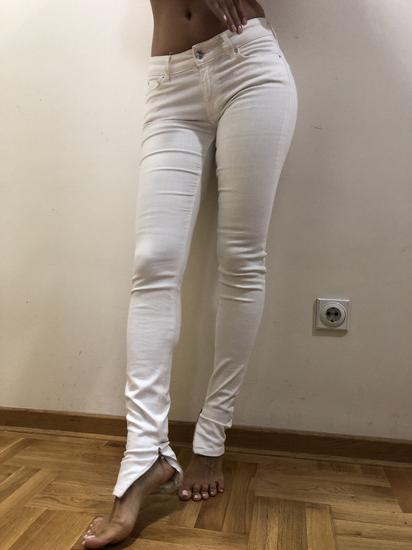 Bele Zara duge pantalone skinny