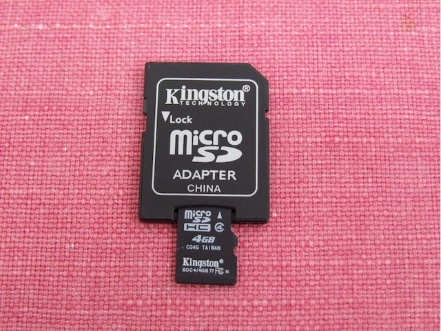 Micro SDHC 4GB kartica + Micro SD adapter + GARANCIJA!
