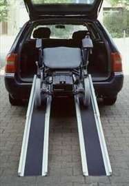 Navozne rampe i trake za invalidska kolica
