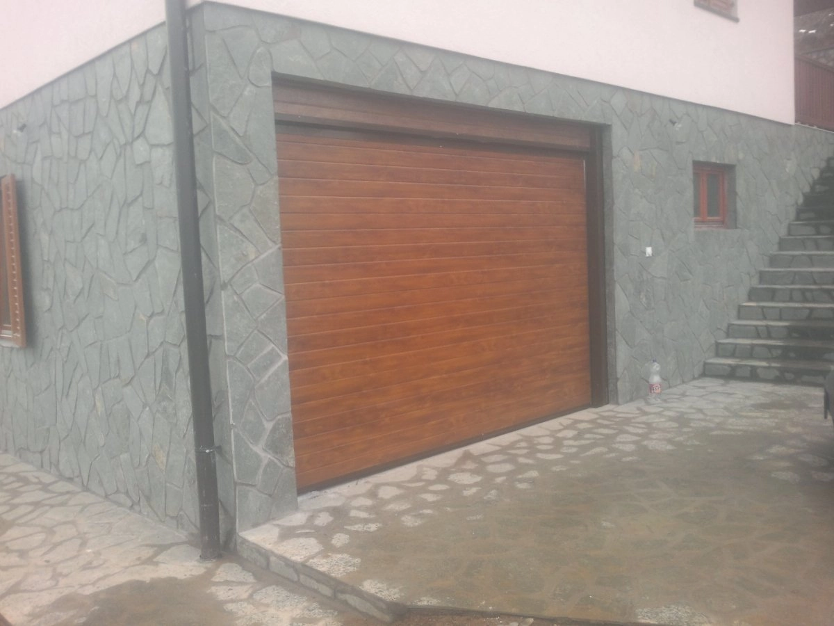 Segmentna kućna garažna vrata
