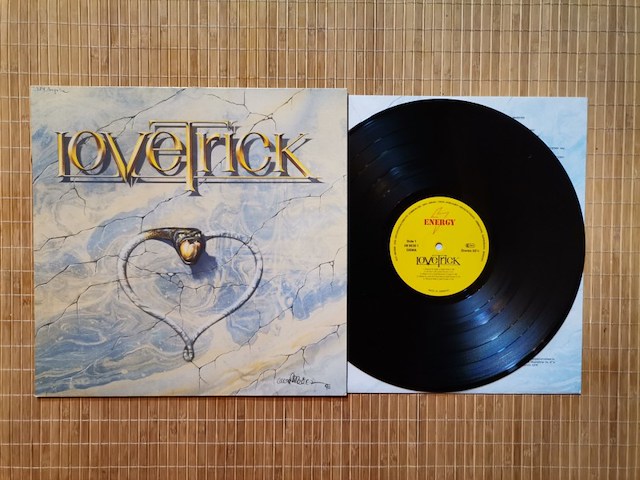 Lovetrick – Lovetrick