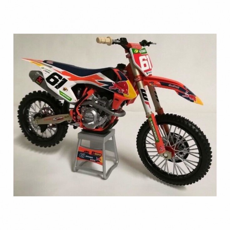 MODEL MOTORA KTM JORGE PRADO