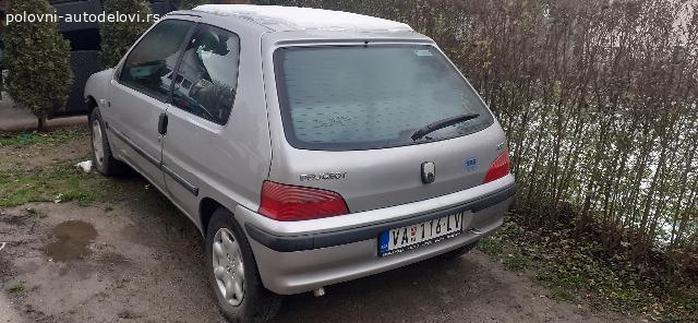 Peugeot 106 polovni delovi