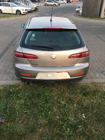 Alfa Romeo 159 branik zadnji kod boje 651