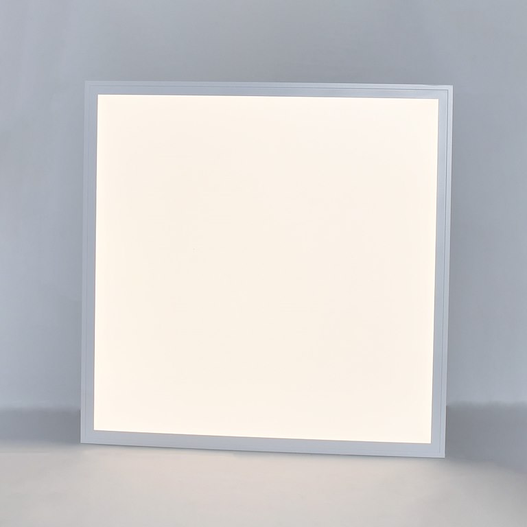 LED panel 40W ugradni – Dnevno bela 595×595
