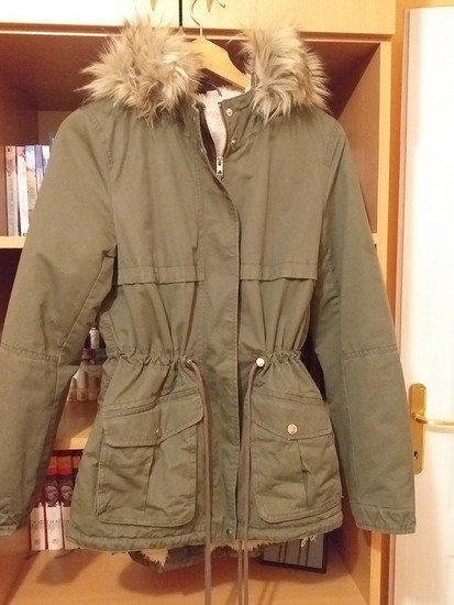 H&M parka / besplatan ptt