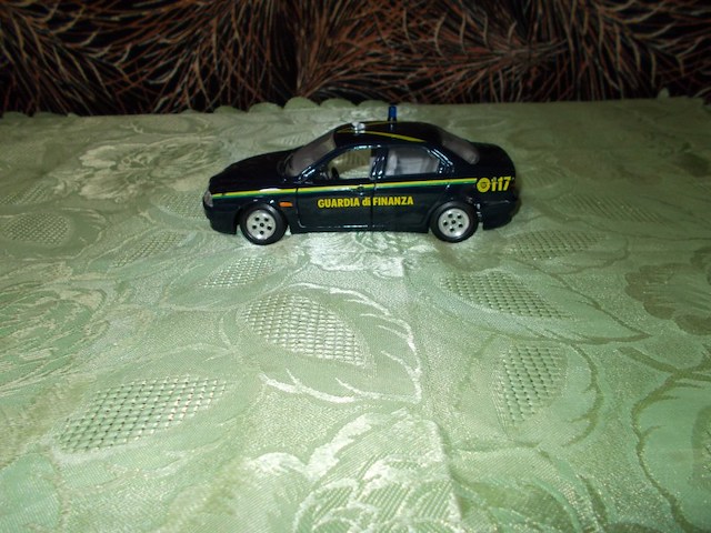 Alfa Romeo 156 - Finansijska policija - 1/24 - Burago