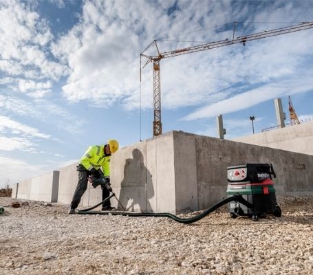Metabo akumulatorski kombičekić SDS-MAX 8.6J 18V KHA 18 LTX BL 40 – Solo