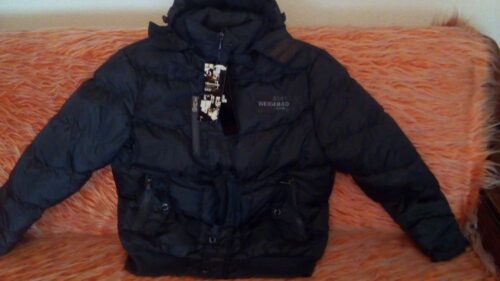 Zimska jakna nova sa kapuljacom koja se skida kvalitetna i debela, velicina XL