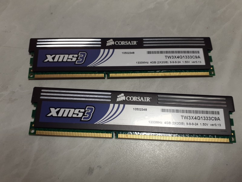4gb ddr3 1333 korsair ispravne 2x2gb