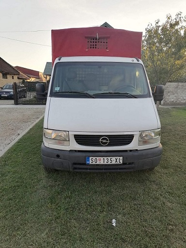 Prodajem kamijon Opel movano