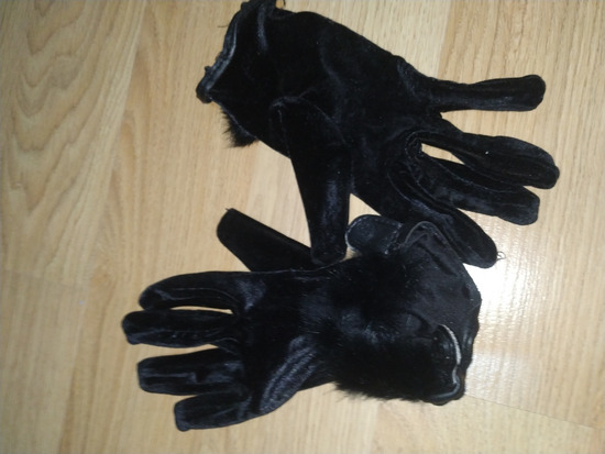 Crne elegantne rukavice