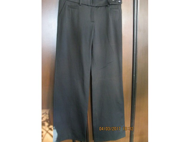 NOVE CRNE PANTALONE MERKUR ZIMSKE TOPLE 42