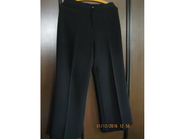 CRNE TOPLE PANTALONE KARINA L 48 a 42