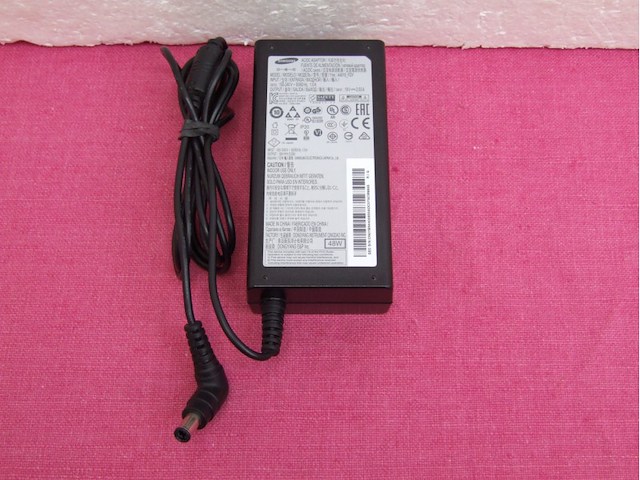 Samsung 19V 2.53A adapter ORIGINAL + GARANCIJA!