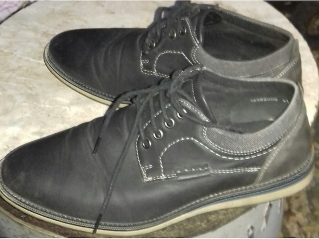 Cipele muKe koune br.41-crne boje-ravne-marke:UPL