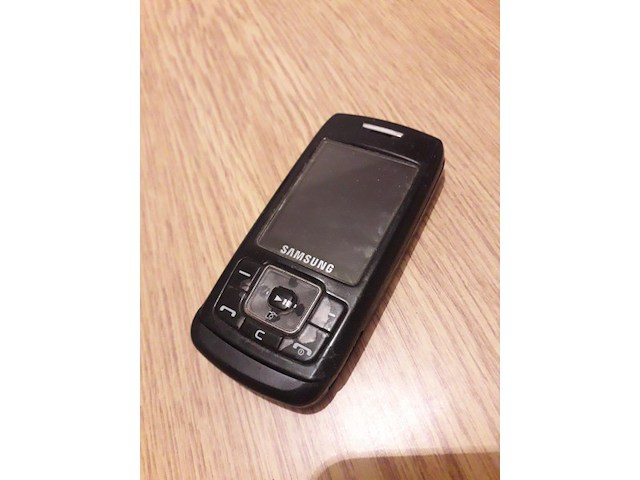 Mobilni Samsung E251,made in Korea,neispravan